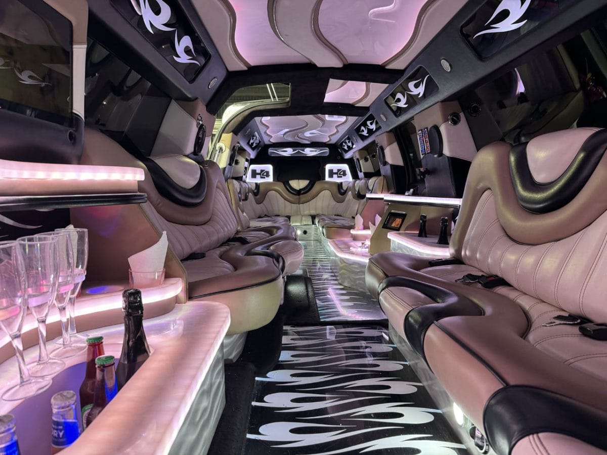 Vehicles – Hummer SA